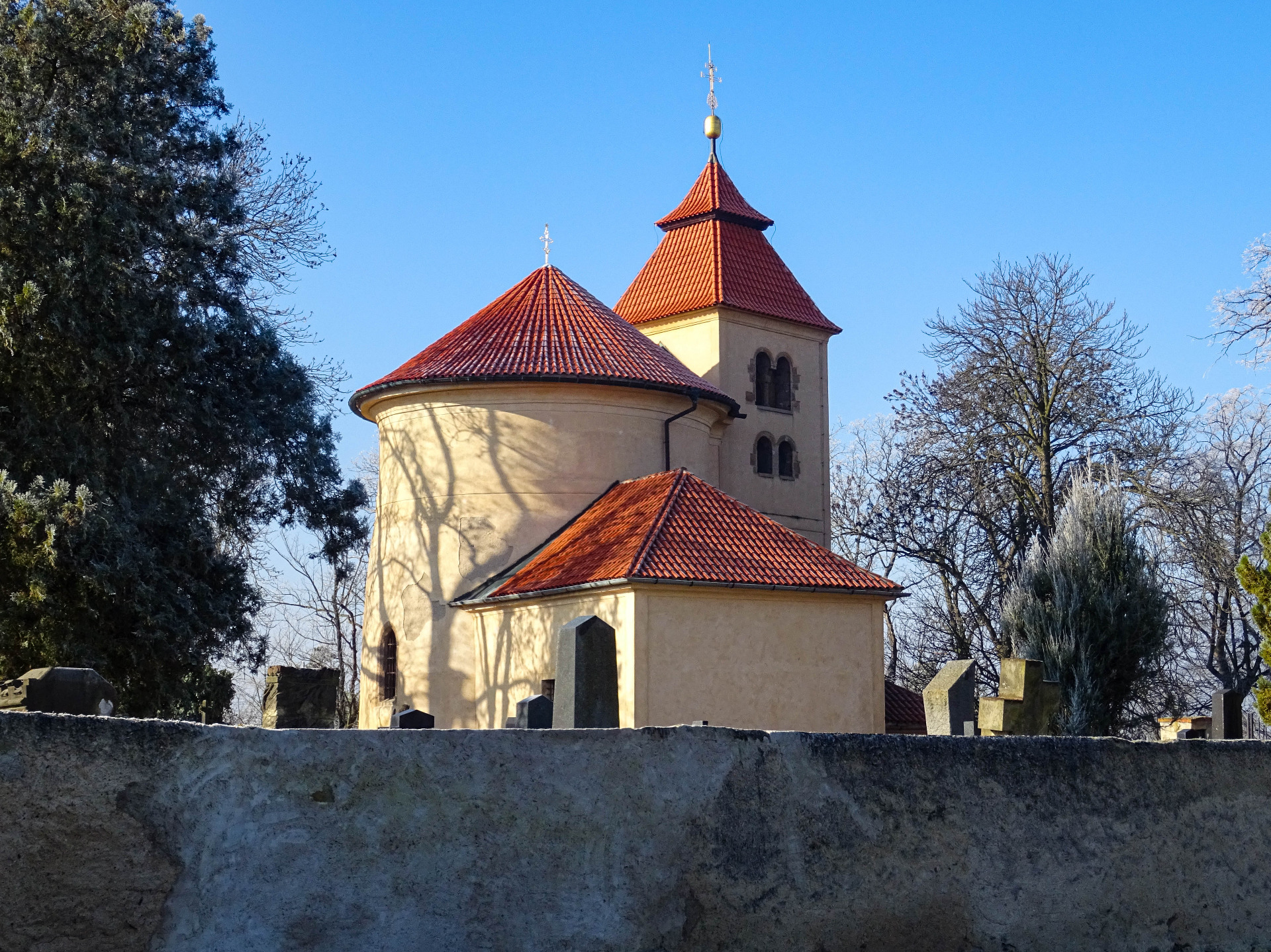 Hradiště Budeč a Minice :: Toulavá liška